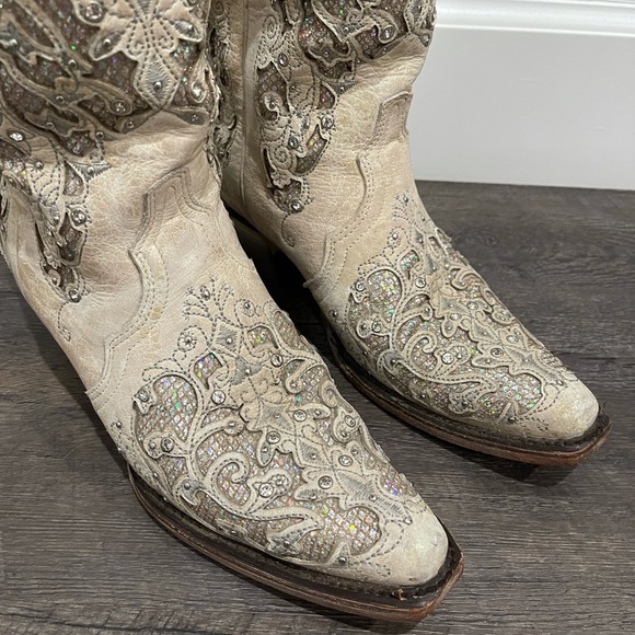 Corral | Shoes | Corral White Glitter Inlay Western Boots Woman Size 8 ...